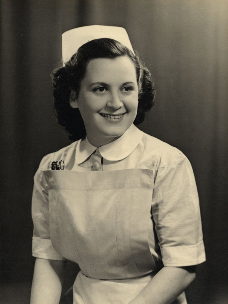 Manchester 1940s – Dorothy Bohm: Photographer